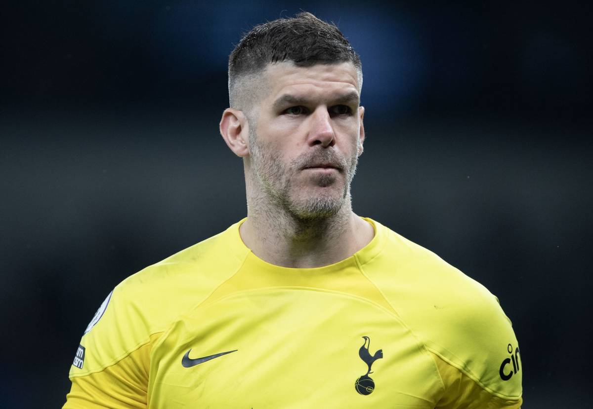 Fraser Forster picks three Celtic heroes in all-time team - The Celtic ...