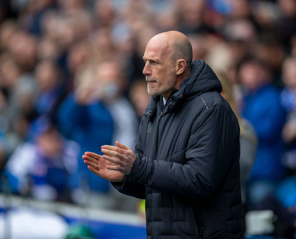 A difficult financial situation- Clement lets the secret slip ...